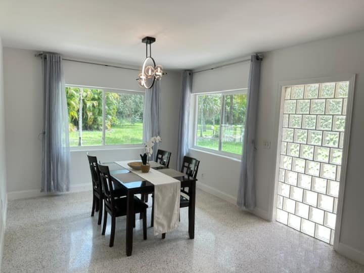 House In Palm Beach Gardens - Palm Beach Gardens