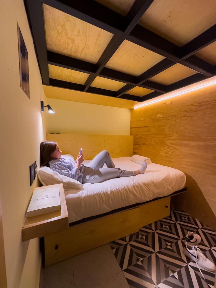 ¡Cama Doble Con Cocina Y Terraza! Centro De León - León
