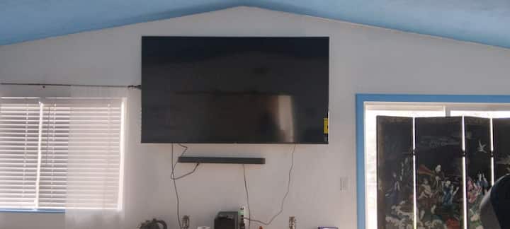 Renovated Queen  Great Value
Room D - Klamath Falls, OR