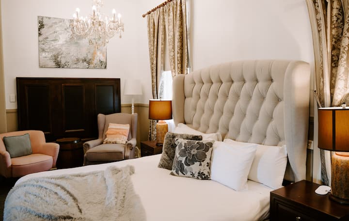 The Sister's Suite - Warwick