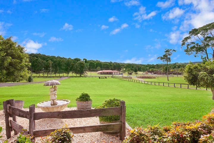 Warambool Lodge On Acreage
/New List
/Discount - Bateau Bay