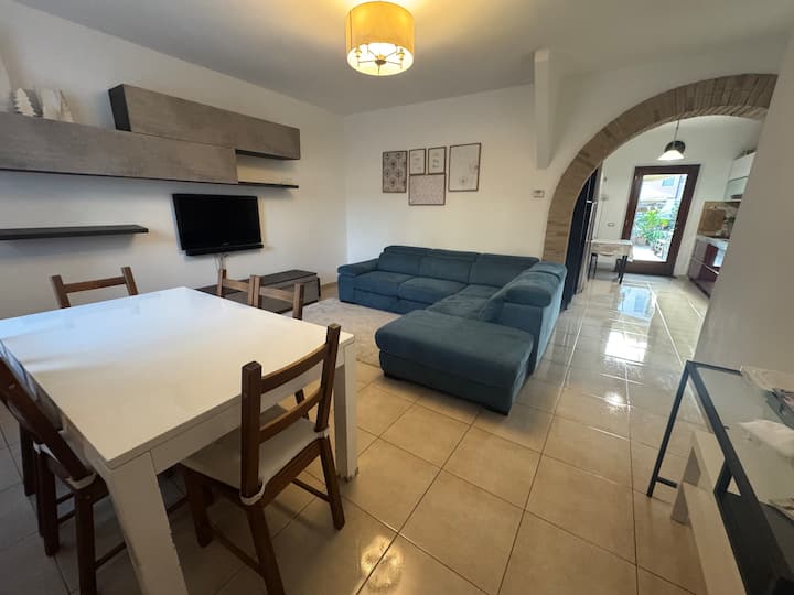 Cansa Con Giardino Vicino Ospedale Di Cisanello - Pisa