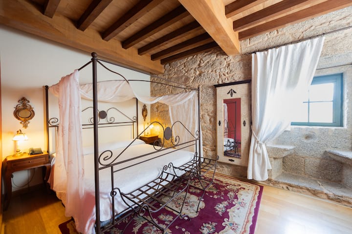 Hotel Abadía- Junior Suite - Ribadavia
