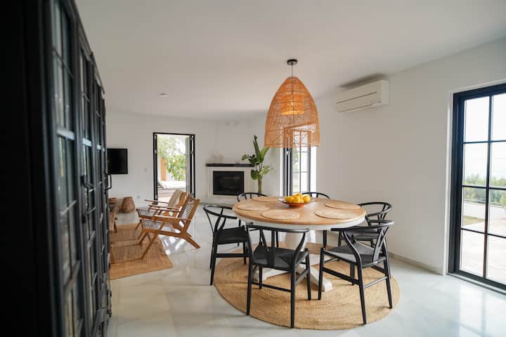 Casa El Cholo With Sea Views | Pool | Tennis - Mijas
