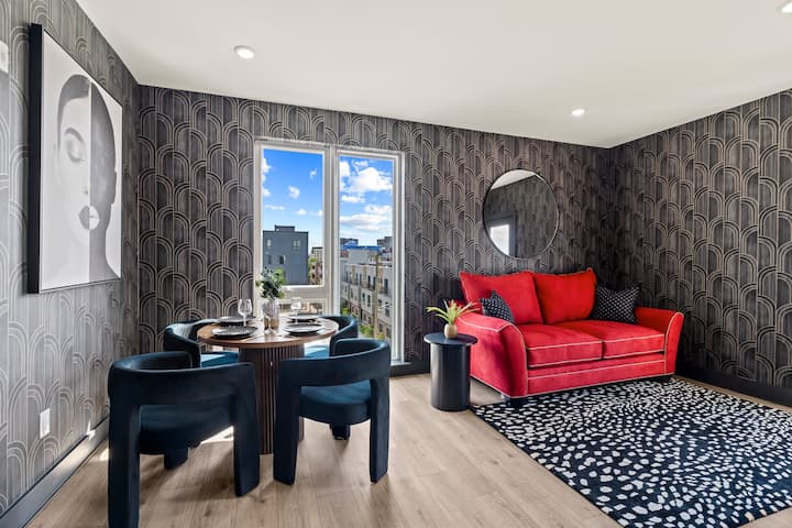 City Views & Seclusion- Elevator & Easy Parking - Philadelphia, PA