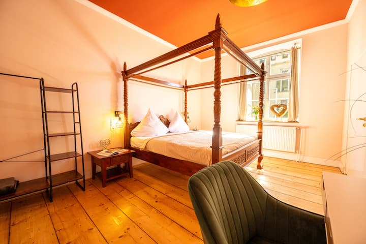 Romantic Room In The Castle’s Historic Coach House - Bad Breisig