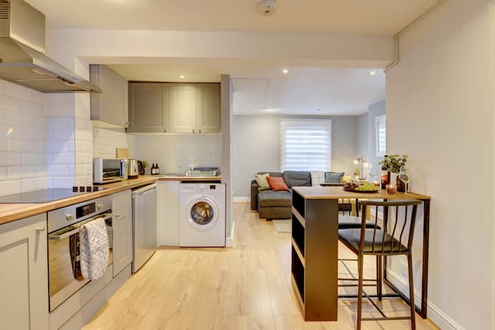 Banbury Town Centre Flat - Banbury