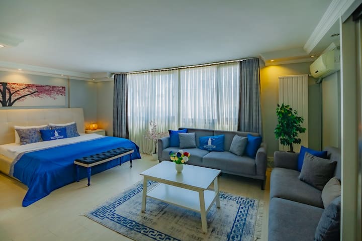 3 Bedroom Stylish  Apt In Galata Port - Istanbul
