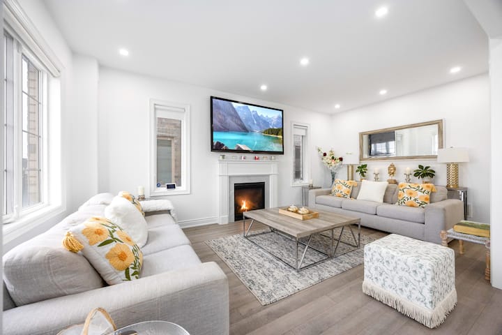 Modern 3br Caledon Retreat | Gym • Spotless Stay - Brampton