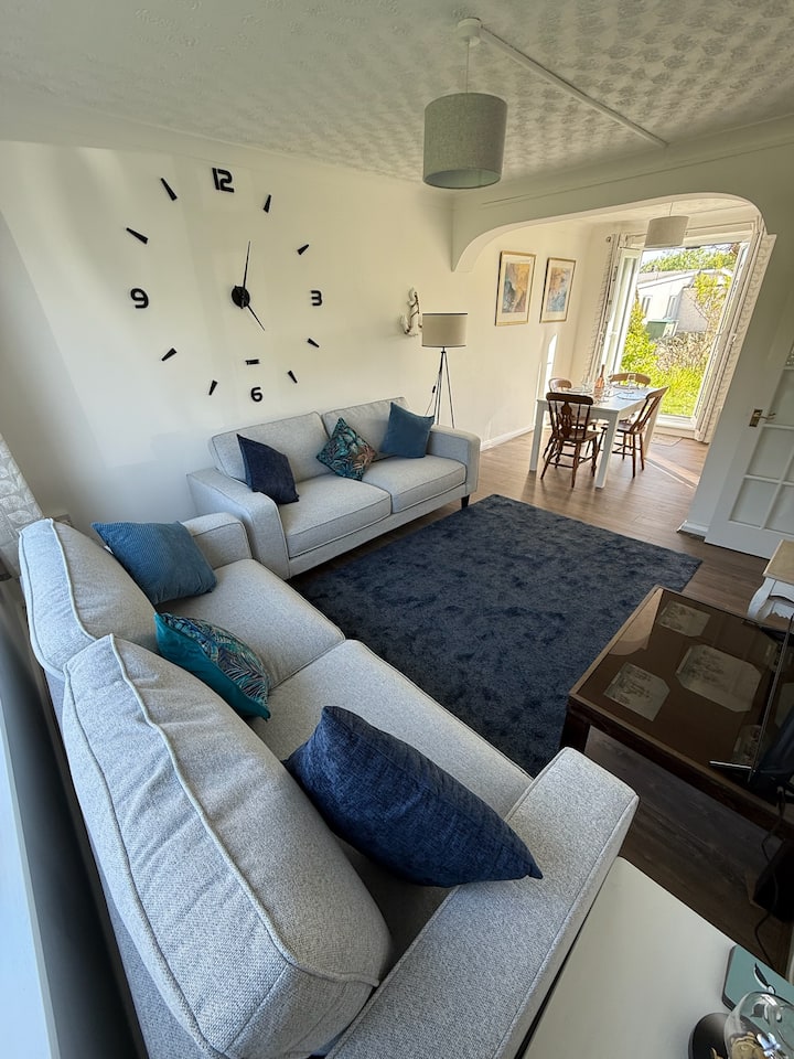 Flat 1, Threeways Lodge - Trearddur Bay