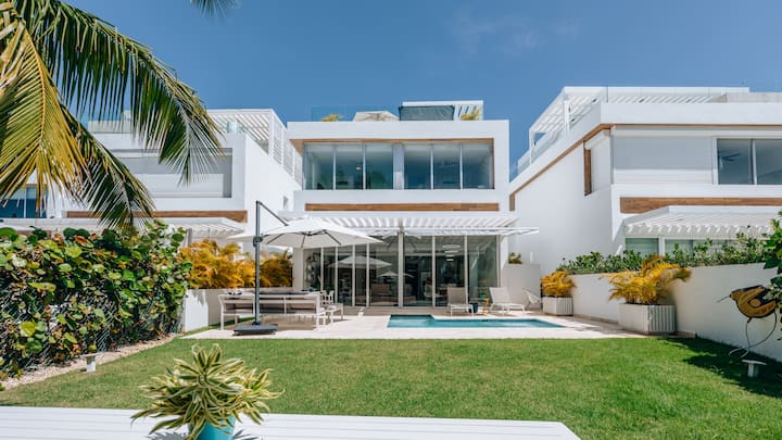 Villa De Lujo En Cap Cana Marina. - Punta Cana