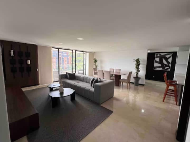 701 - Moderno Y Bien Ubicado - Envigado