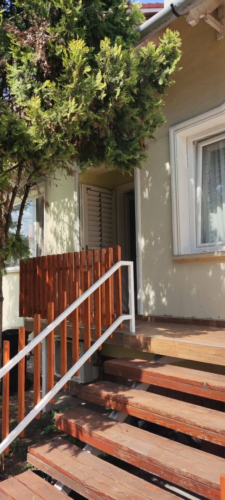 Mediterran Garden Lil Apartment 1 - Budapest Ferenc Liszt Airport (BUD)