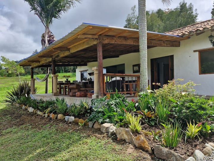 Chalet Campestre Cerca A Llanogrande - La Ceja