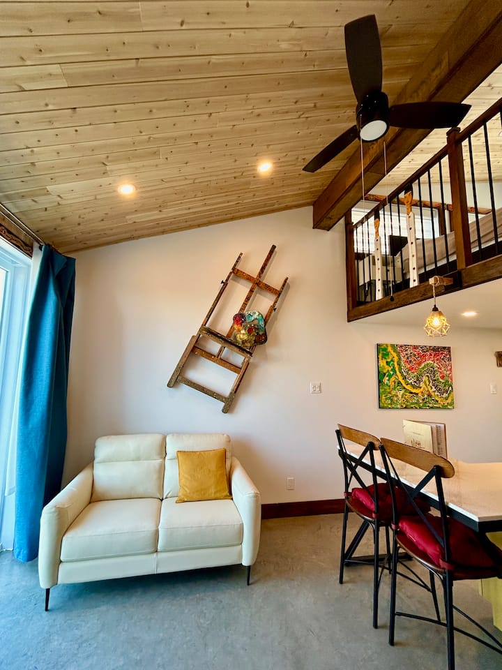 Loft Du Peintre - Price