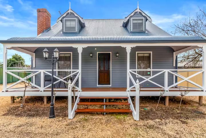 Cozy & Ambient 3br Retreat - Barossa Valley