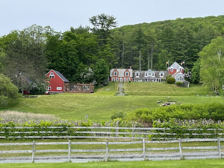 Luxurious Reading Farms Estate  Sleeps 46 - Woodstock, VT