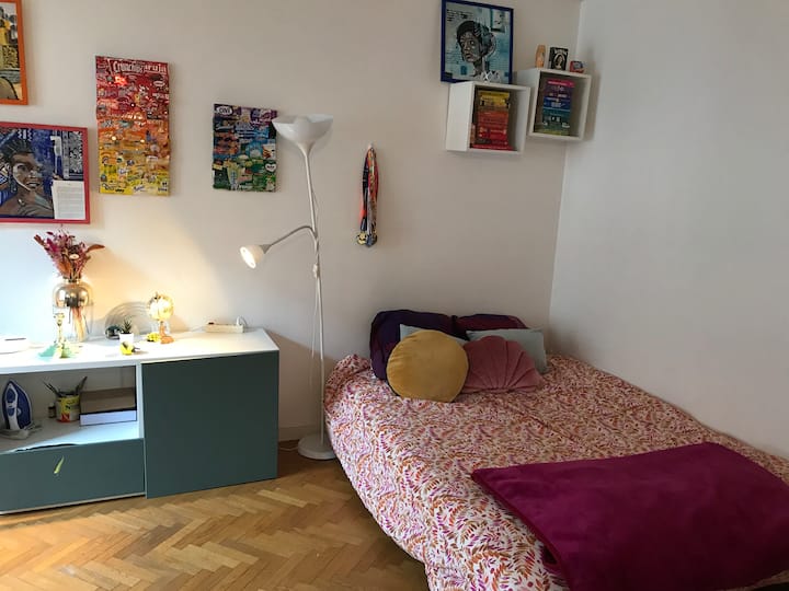 Chambre Partagée, Femme 15e - Paris