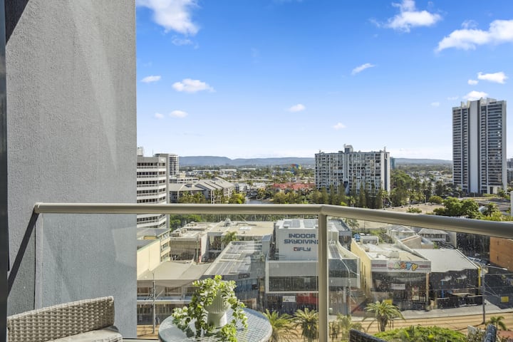 Modern Deluxe Studio Room At Legends - Q Stay - Surfers Paradise