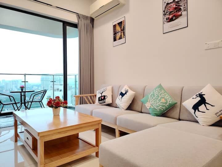 2br Pool View/5star Linen/netflix - Johor Bahru