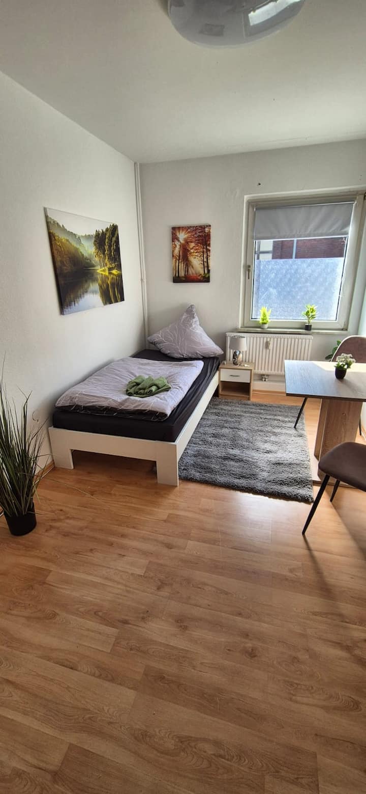 Monteurunterkunft In Duisburg - Horststr. 14 Egr - Duisburg