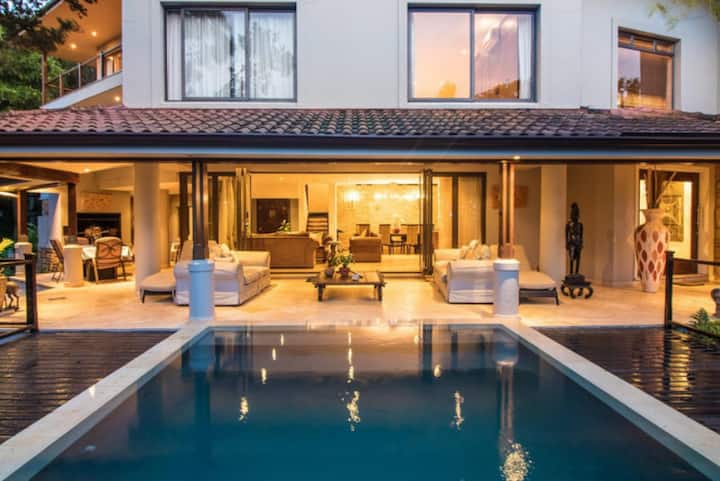 Zimbali Beach Road 10 Sleeper - Dolphin Coast