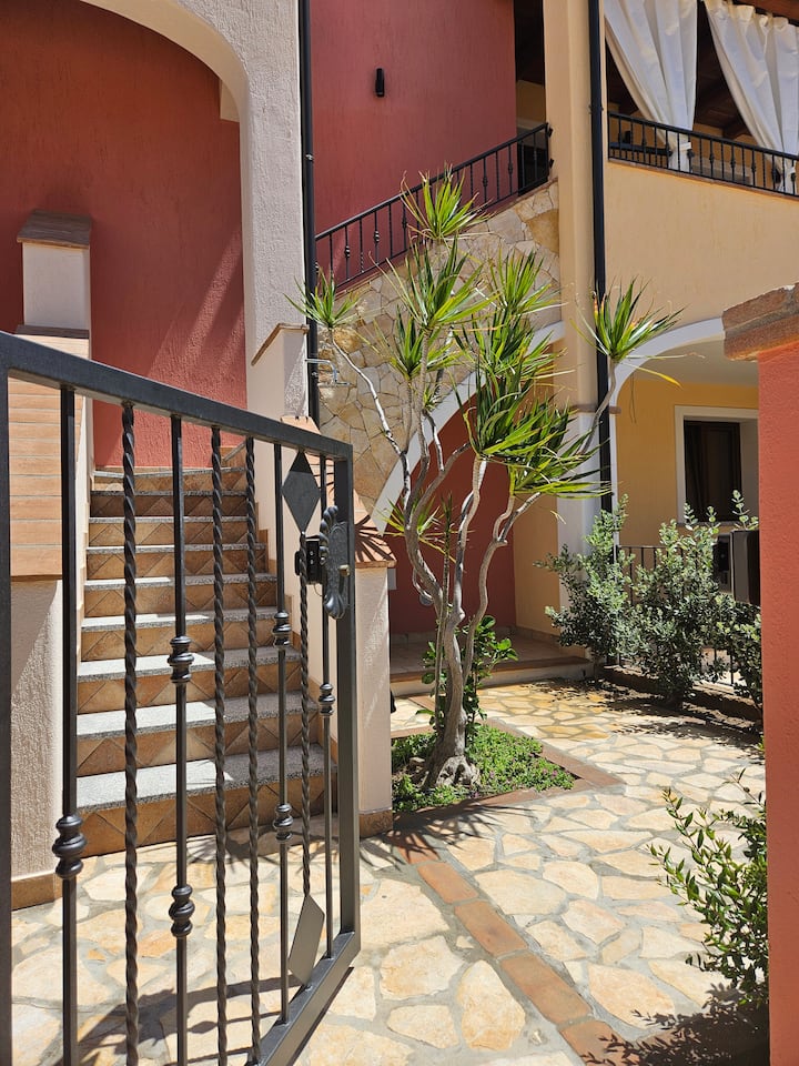 Le Tortorelle, Trivano Con Posto Auto Privato - Villasimius