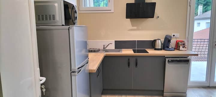 Appartement T2 36m² Avec Balcon. - Bren