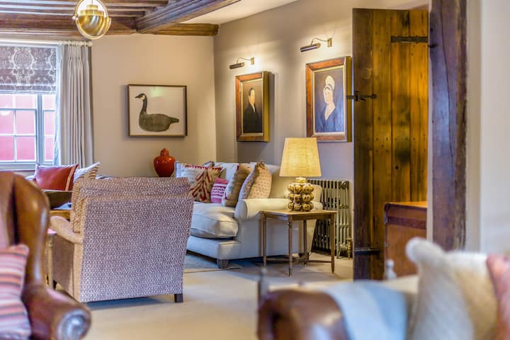 Robin Hood, Norfolk's Best Venue - Holkham