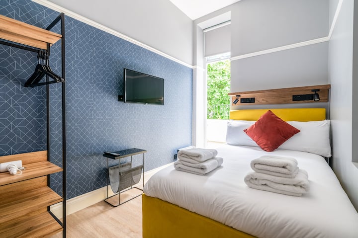 Cozy & Comfy Double Room In Earl’s Court - Earls Court