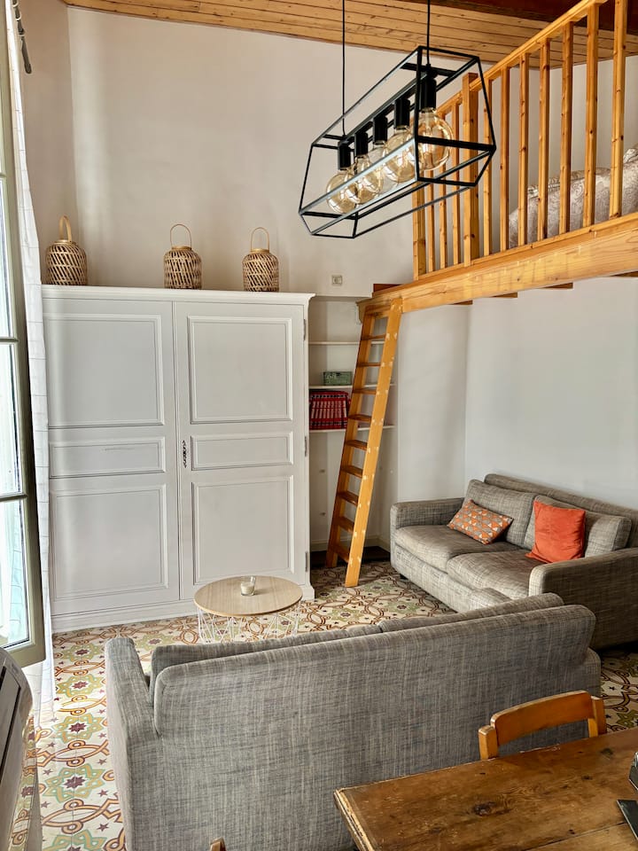 Charmant Studio Centre Ville - Nîmes