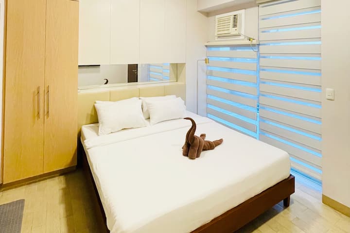 * * * 40 Minimalist Haven - Iloilo City