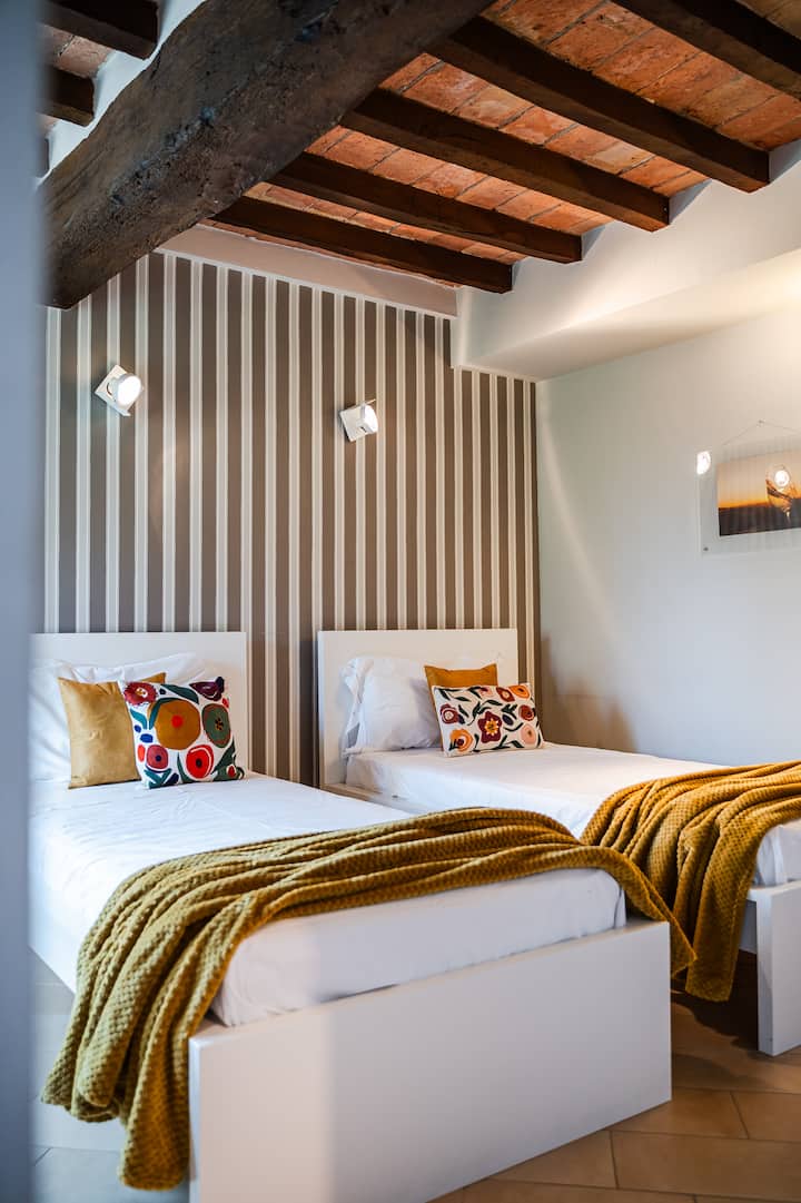 [Pignoletto] - A Peaceful Retreat In Castelvetro - Maranello