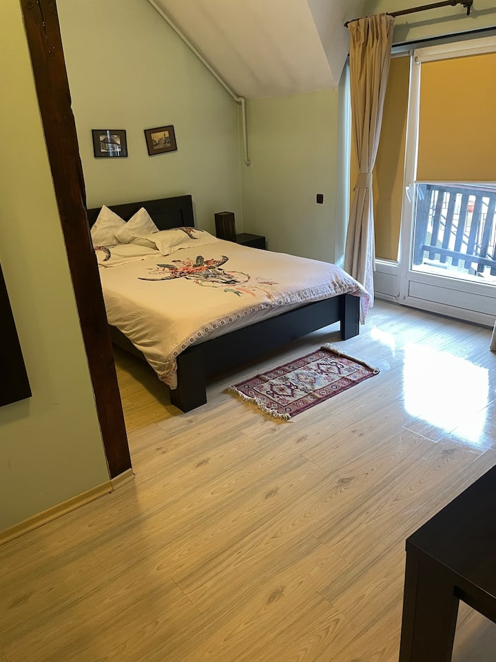 Double Room In The Center Area - Brașov