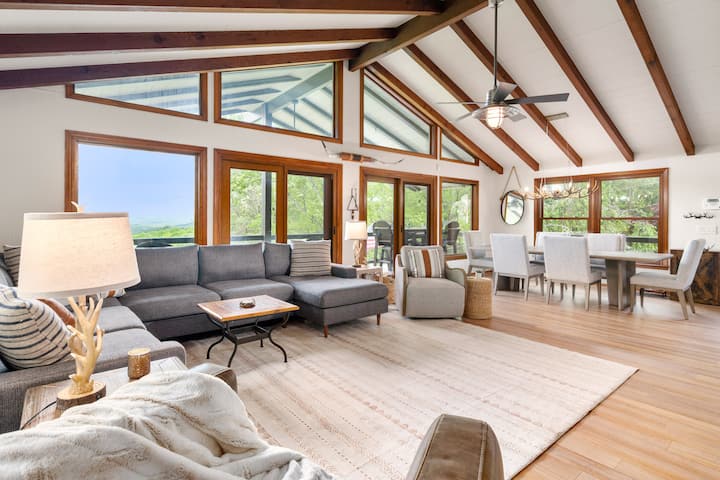 10 Acre Mt & Lake View W Hot Tub - Waynesville, NC