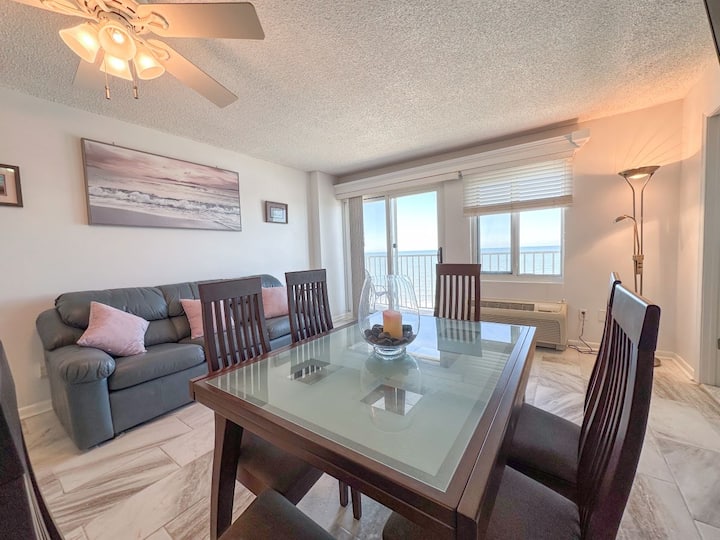 Modern Beach Condo | Pool | Sun & Dolphins 1202 - Virginia Beach