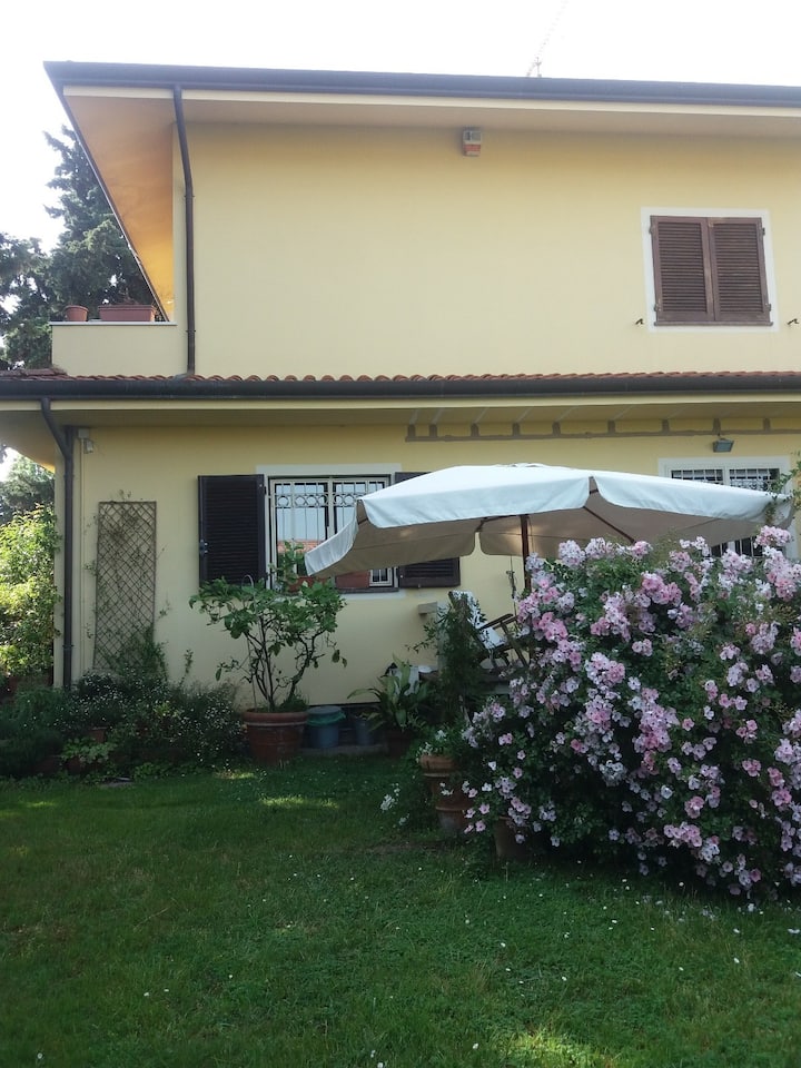 Casa Nel Verde A Pietrasanta - Marina di Pietrasanta