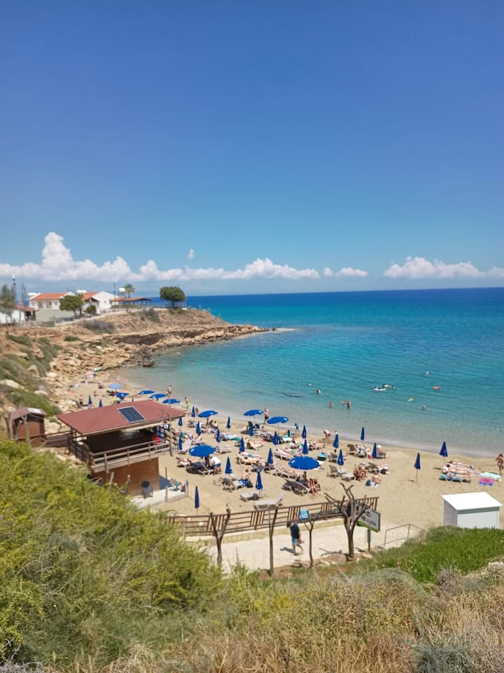 Felicity Beachside Romantic 2-br Villa Paralimni - Protaras