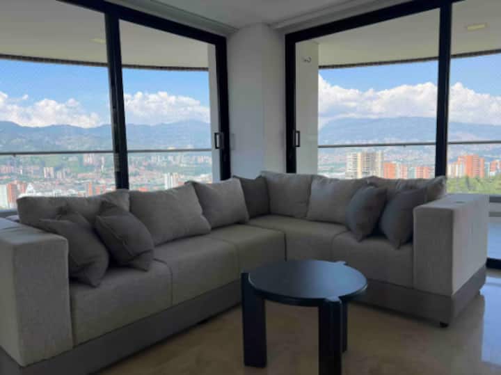1401 Con Piscina Y Vista Espectacular, El Poblado - Medellín
