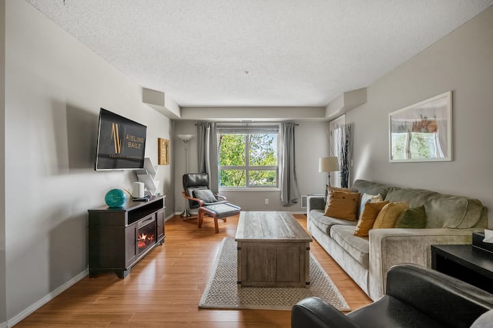 The Dragonfly | Pool/hot Tub | Lake Access | Kayak - Invermere