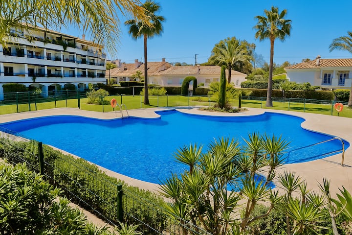 Sunny 2br: Beach - Pool - Tennis - 馬貝拉