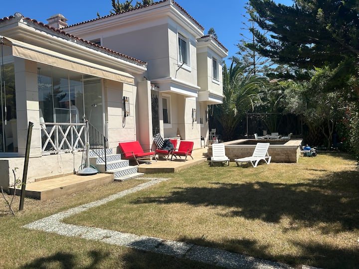 ÇEşme Ilıca Plajı Yakını Villa - Çeşme