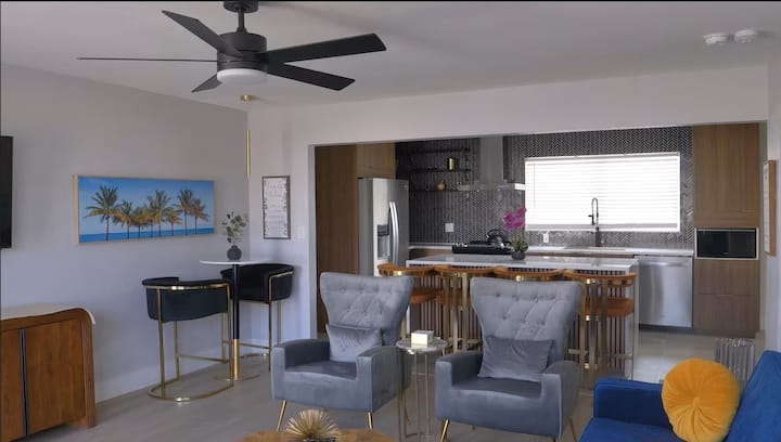 Chic Boutique Hotel "The Bella" Unit 2 By Evrh - Daytona Beach, FL