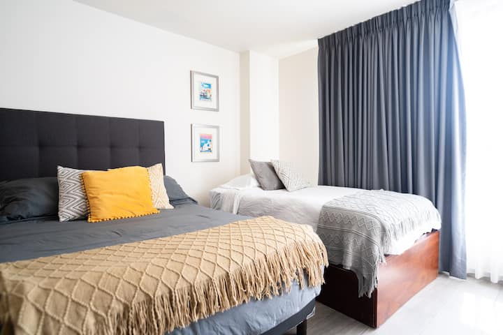 Americana • Sleeps 7 • Gym + Parking • Security - Zapopan