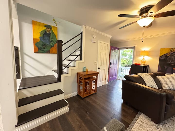 Hearthstone Cottage - Auburn, AL