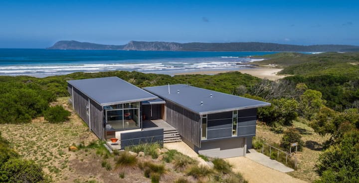 Cloudy Bay Beach House – Luxury Escape In Bruny - Bruny Island