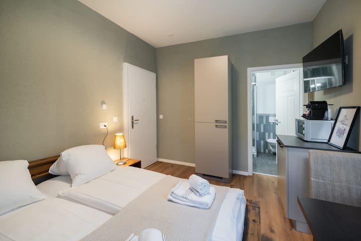 Betweenlakes Studio Grd Fl. East - Interlaken