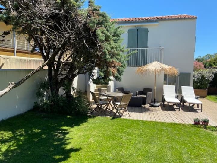Maison A 200 M De La Plage Avec Vue Sur Mer - Châtelaillon-Plage