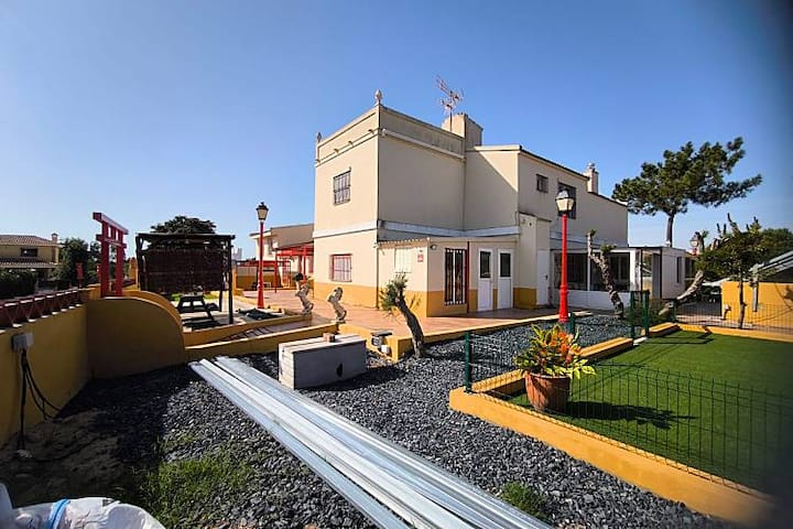 Casa De La Inglesa Con Piscina - Islantilla