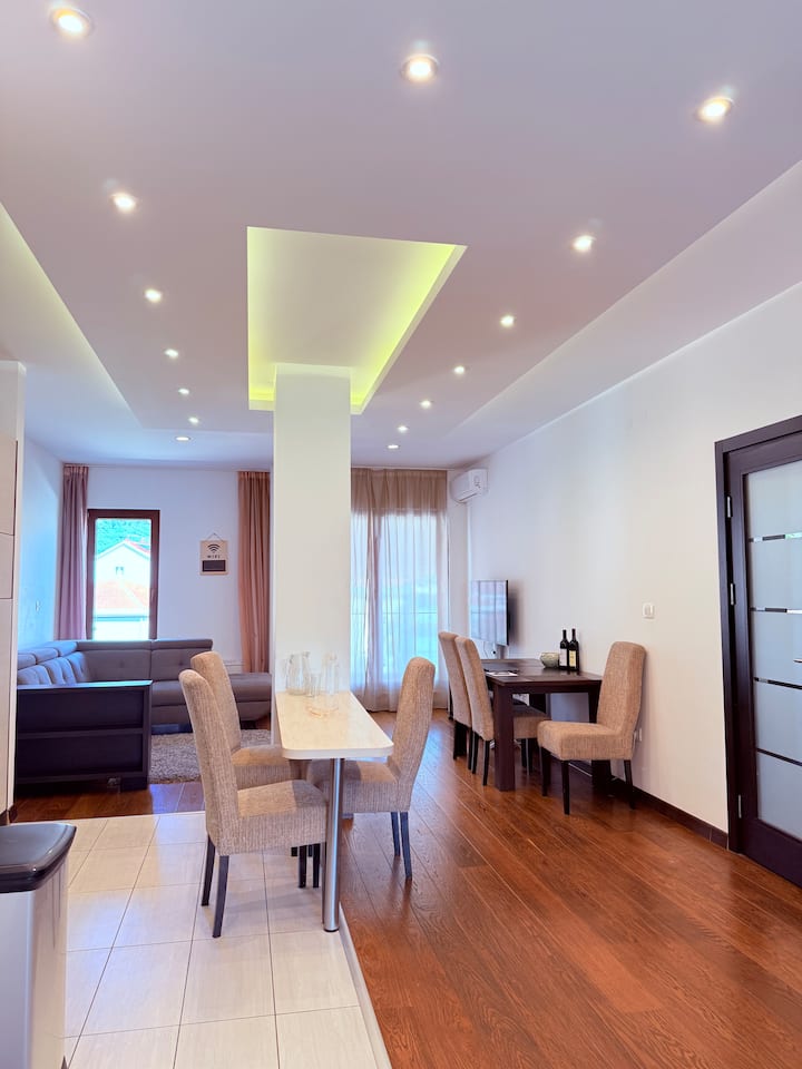 Apartment In The Lusitanos - Budva